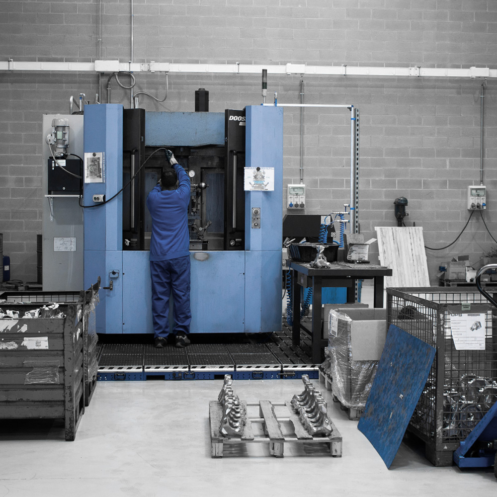 CDM Automotive | Componenti meccaniche di precisione